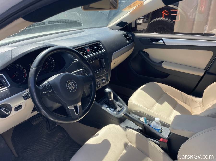 2012 VOLKSWAGEN JETTA 2.5